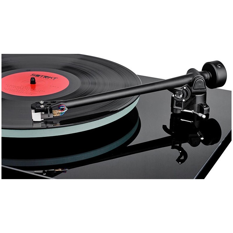 REGA PLANAR P2